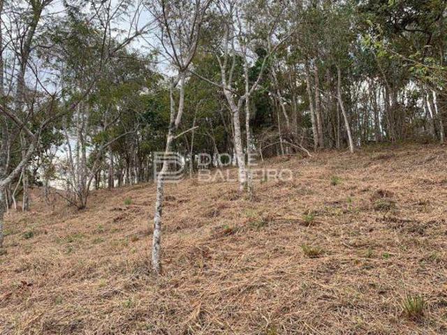 Lote 1.400 m² com vista em Santo Antônio do Pinhal