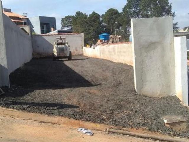Lote 1 km da Rodovia Castelo Branco murado e terraplanado