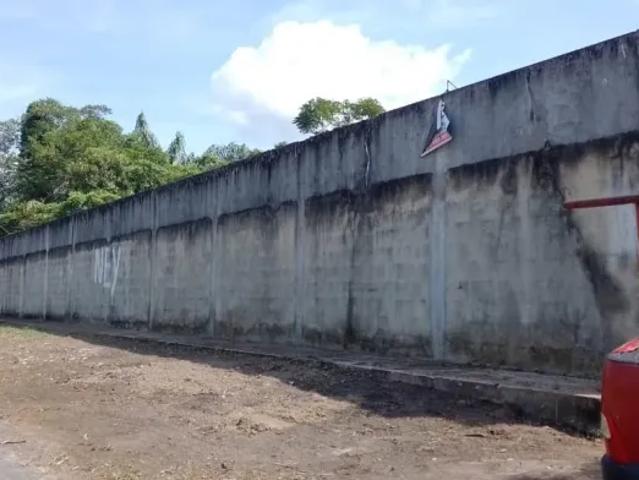 Lote 2000 m ² plano, murado e documentado!