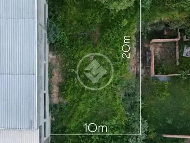 Lote 200m² Localização privilegiada
