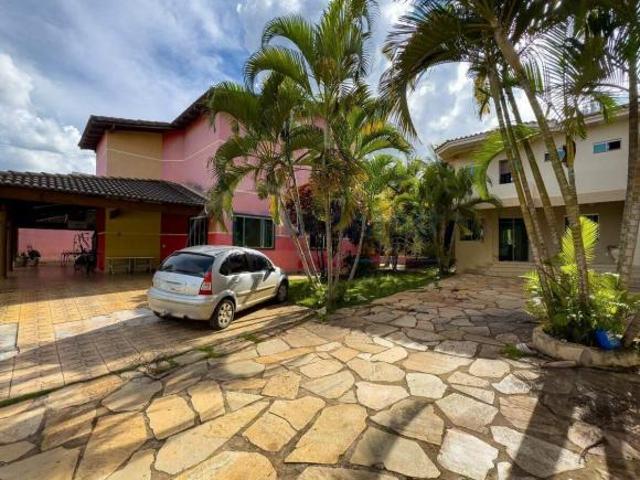 Lote 2 Casas Sobrados, 5 Quartos, 4 Suítes, 4 Vagas de Garagem à Venda na Rua 12 Vicente Pires