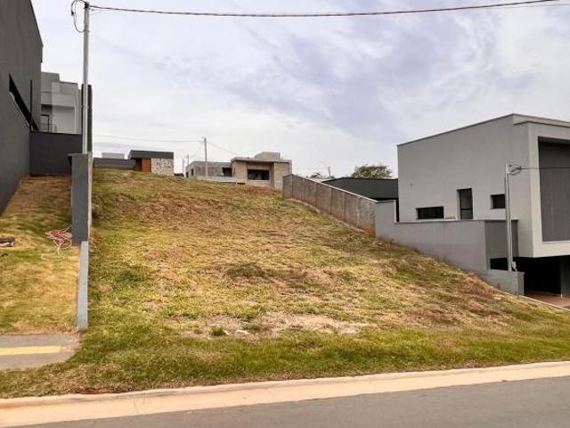 Lote 360m² jardins Bolonha Linda vista. Escorrido pra frente Senador Canedo GO Lote à Venda, 360.00
