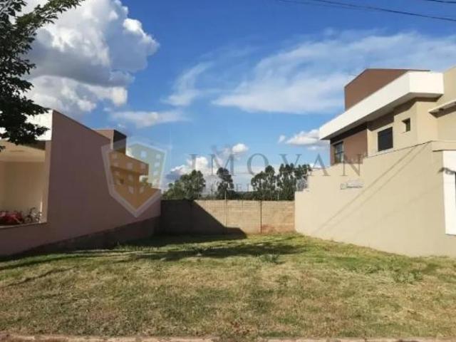 Lote 303 m² condomínio com lazer completo