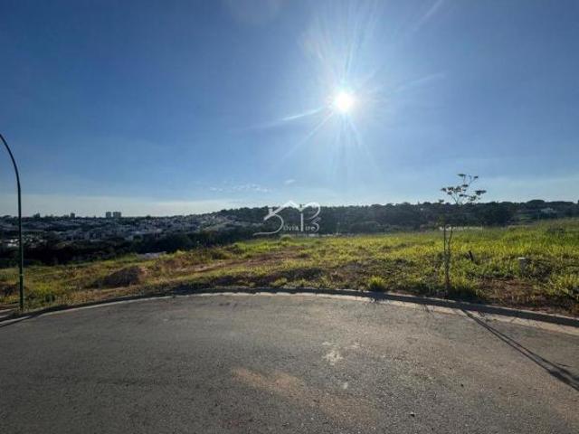 Lote 324m2 no alto com linda vista à venda no Condomínio Casa do Lago Indaiatuba