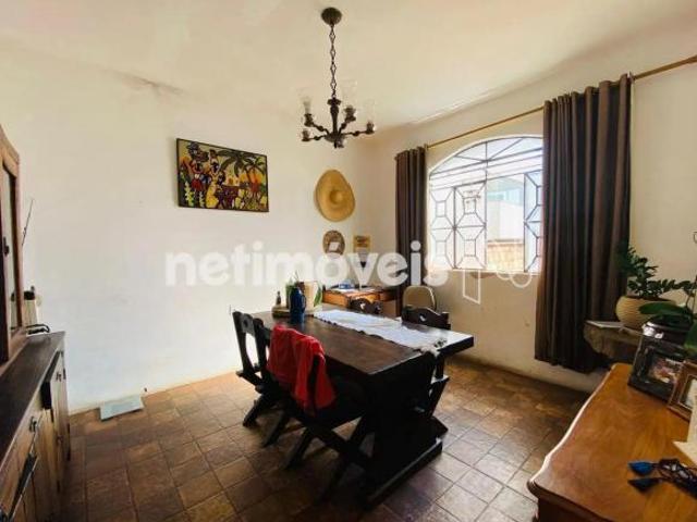 Lote 420m² , casa conservada, pode ser financiada, 2 vagas, localização maravilhosa