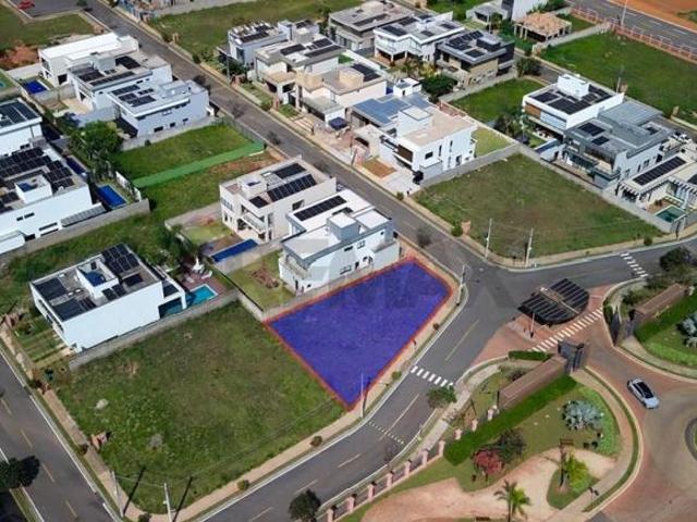 Lote 438m² de esquina à venda | Le Jardin 2 Tororó DF | Condomínio fechado com lazer e segurança