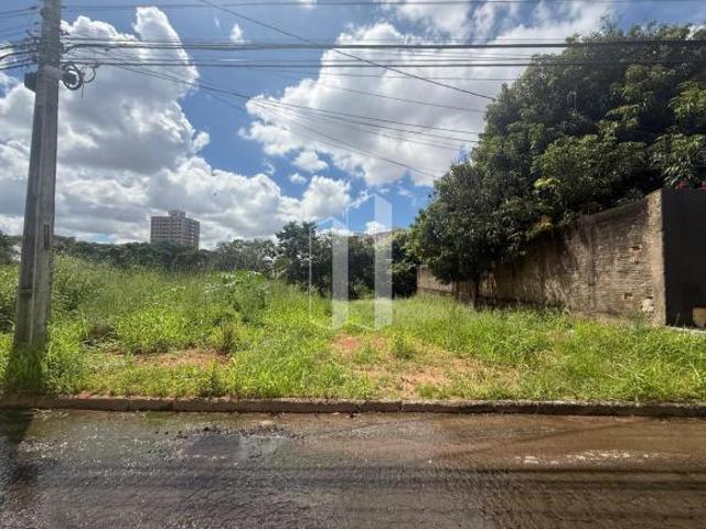 Lote 540m² Vila Rosa