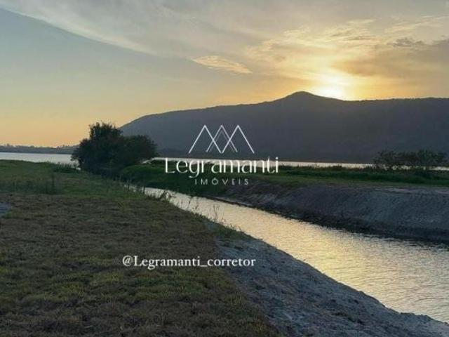 Lote 568m² Canal Navegável no NAU  Parcelamento 118x