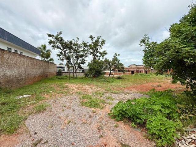 LOTE / 504 M² / CONDOMÍNIO FECHADO / ALTO DA BOA VISTA / SOBRADINHO
