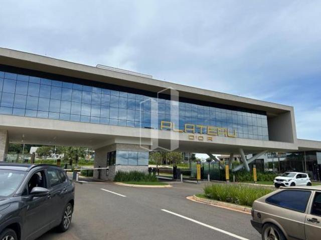 Lote 640 m² Condomínio Residencial Plateau d&apos Or Privilege