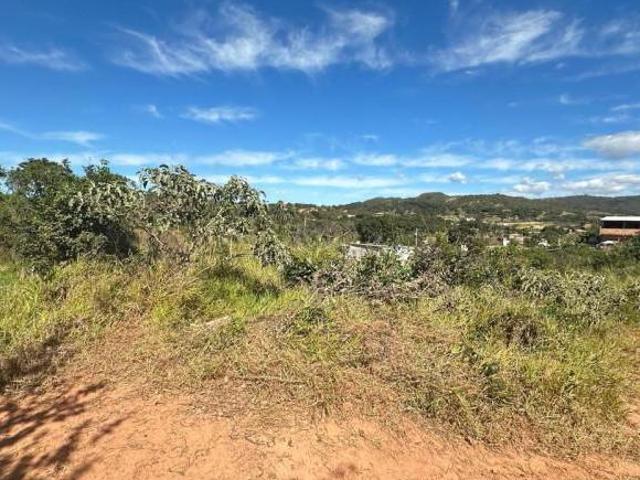 LOTE 650 M2
