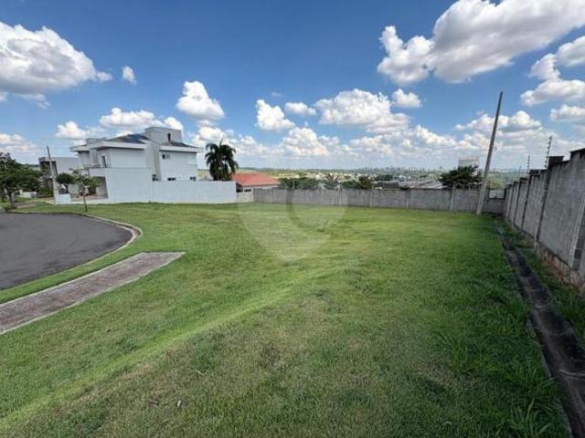Loteamento à venda em Loteamento residencial e comercial villa d&apos aquila SP