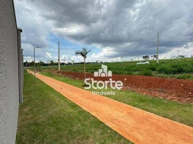 Loteamento e Condomínio para venda em Uberlândia