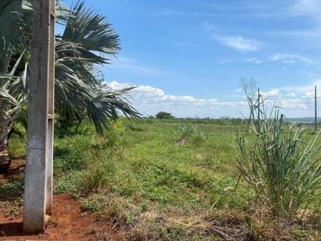 Loteamento e Condomínio para venda em Araporã