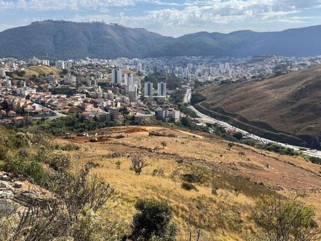 Loteamento em fase de obras em Poços de Caldas