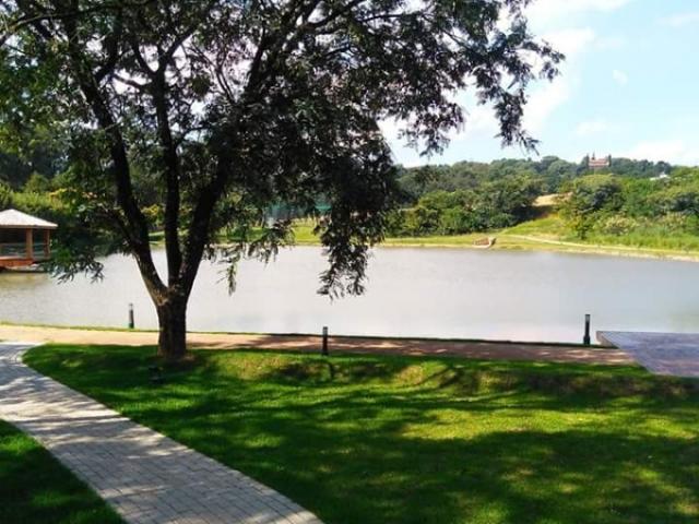 Loteamento Fechado Venda Vinhedo SP Santa Cândida