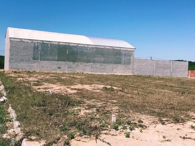 Loteamento para galpão com fácil acesso à BR 116 em Itaitinga