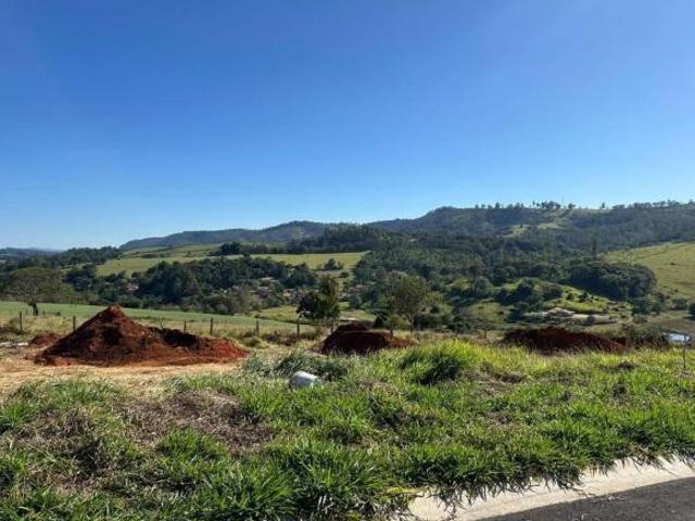 Loteamento para Venda em Pedra Bela, Bairro dos Araras