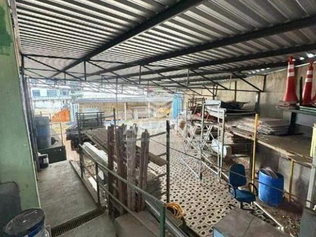 Lote/Galpão à Venda,390m², Bairro Dona Clara próximo a Avenida Sebastião de Brito
