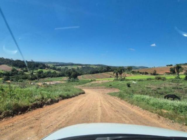 Lotes a partir de *500m²*, localizados no *Bairro Piaí*, km 70 da Rodovia Bunjiro Nakao