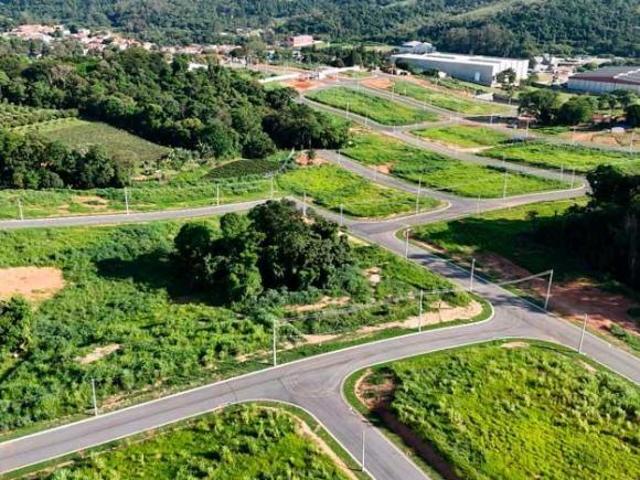 LOTES a partir de 300m² em LOUVEIRA | Condomínio Fechado com Lazer completo