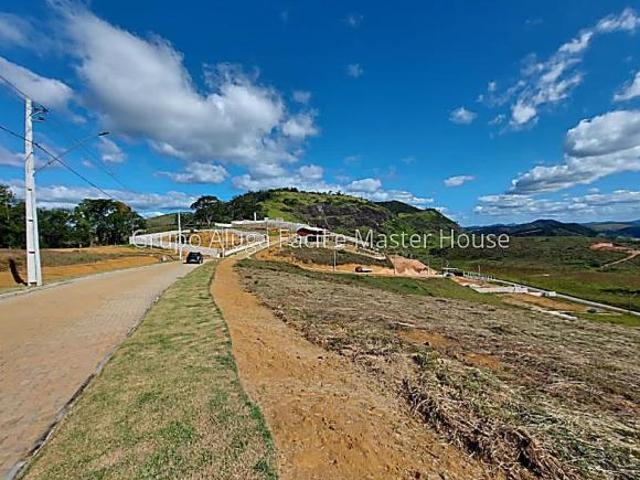 Lotes a venda no Condomínio Colina do Sul