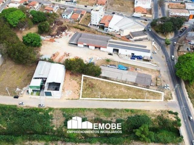 Lotes com excelente localização no bairro Aeroporto