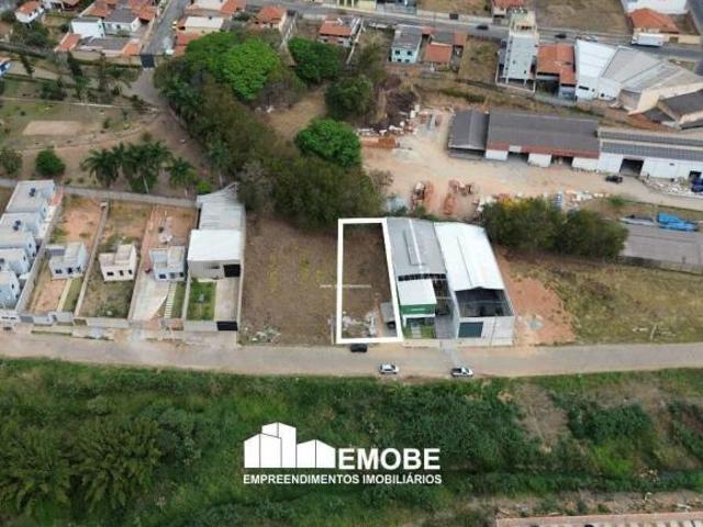 Lotes com excelente localização no bairro Aeroporto
