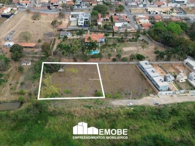Lotes com excelente localização no bairro Aeroporto