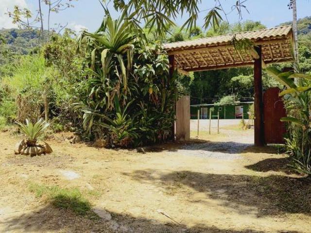 Lotes de 300 m² a venda, documento contrato de fração ideal, com água e luz !