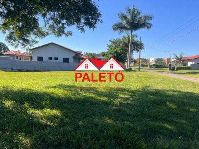 Lotes duplos 900 m² ao lado do clube a venda no Condomínio Ninho Verde na cidade de Porangaba