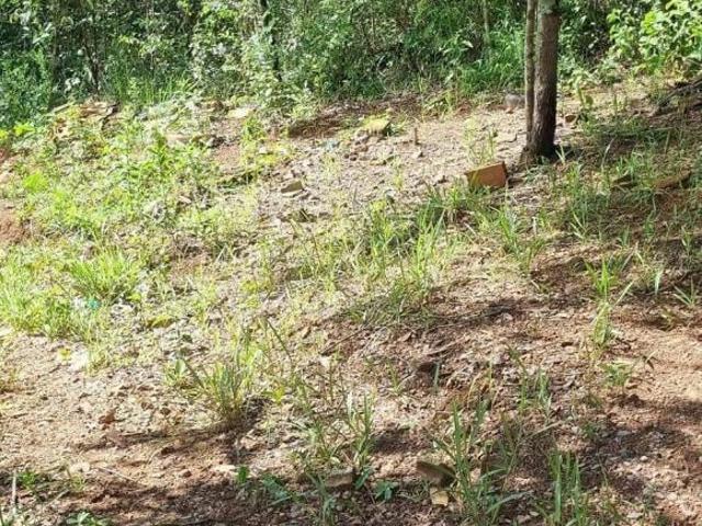 LOTES EM ESMERALDAS PARQUE LAGOA DAS FLORES
