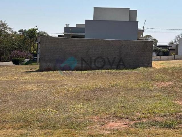LOTES PARALELOS A VENDA EM CONDOMÍNIO FECHADO DE ARARAQUARA R$ 650,00/m²