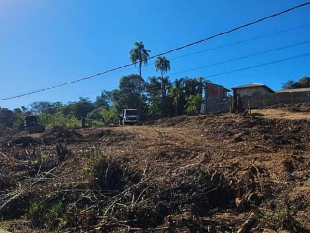 Lotes/Terrenos à Venda, 1.000 m² por R$ 170.000 Cód. ch2355