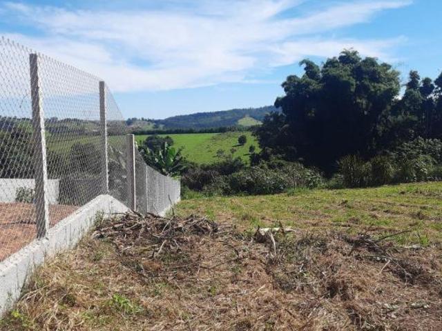 Lotes/Terrenos a venda com 1000 m² no Bairro Canedos Piracaia SP