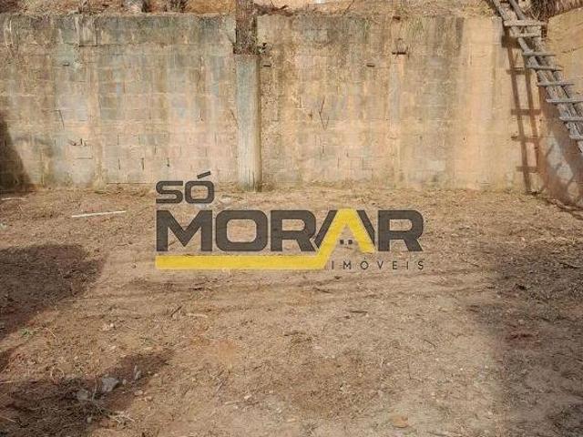 Lote/Terreno a venda no bairro Sagrada Familia, em Belo Horizonte / MG