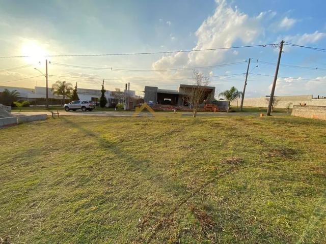 Lote/Terreno à Venda, 1000 m² por R$ 360.000