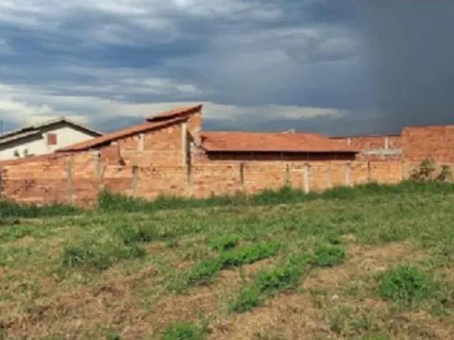 Lote/Terreno à Venda, 360 m² por R$ 135.000