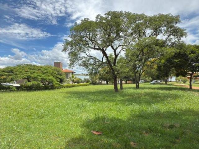 Lote/Terreno à Venda, 450 m² por R$ 220.000 Cód. ch2596
