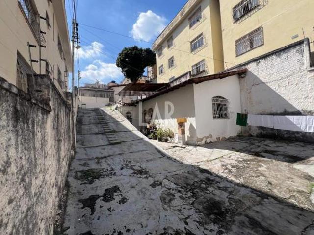 Lote/Terreno com 400m2 à Venda Bairro Nova Suissa BH/MG