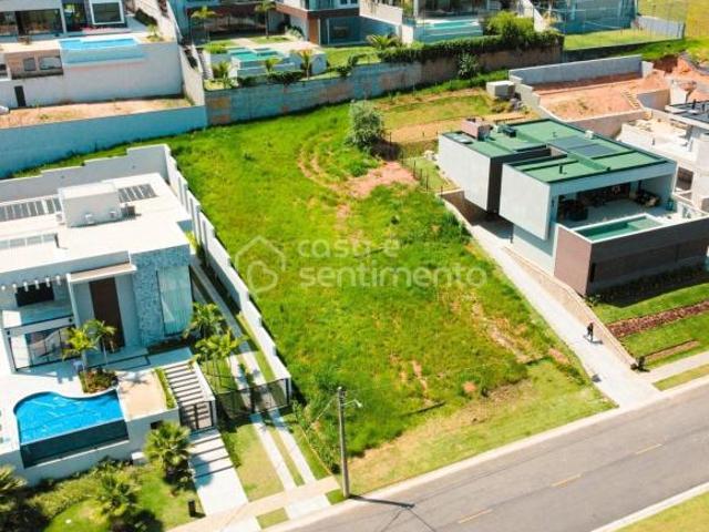 Lote/Terreno de 800m², à venda no Condomínio Campo de Toscana por R$ 1.200.000,00
