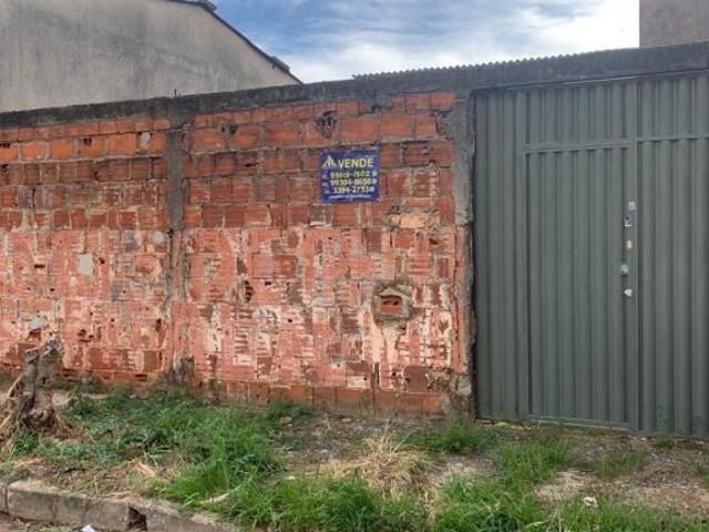 Lote/Terreno para venda com 150 metros quadrados em Santa Maria Brasília DF