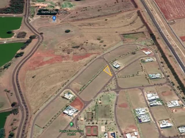 Lote/Terreno para venda possui 1405 metros quadrados