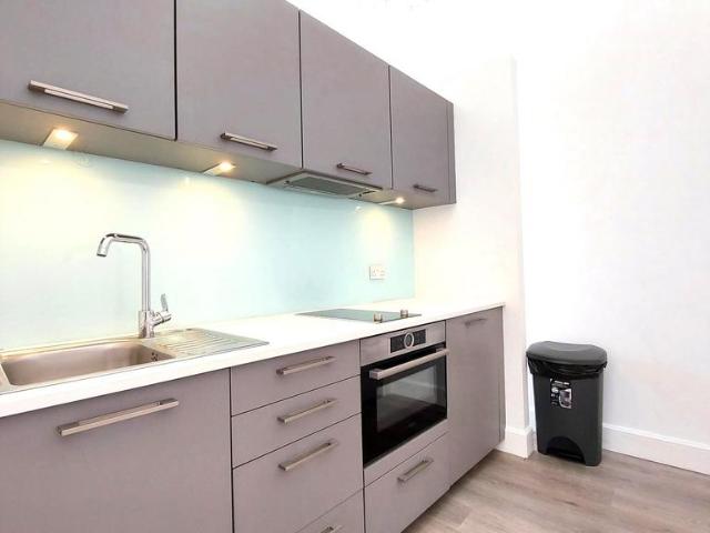 Lothian Street, Edinburgh 1 bed apartment to rent £1,150 pcm £265 pw