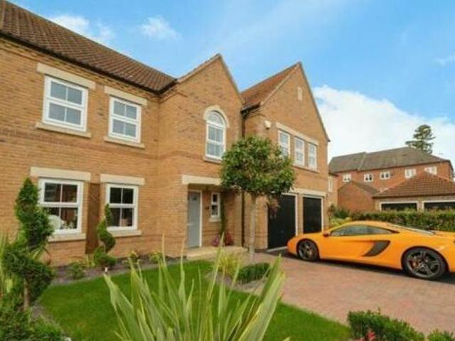 Lothian Way, Greylees, 5 Bedroom Detached