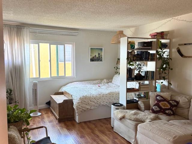 Lots of Space and Privacy_ Mar Vista Culver City a