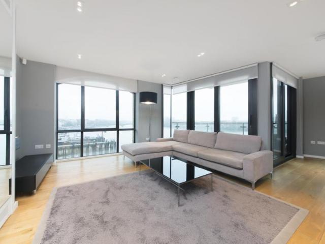 Lots Road, London SW10, 2 bed flat to rent, £7,800 pcm | PrimeLocation
