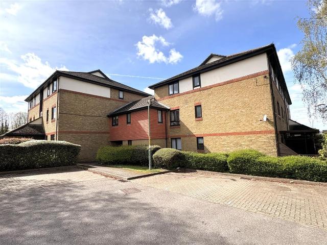 Louvain Road, Greenhithe DA9, 1 bed flat to rent, £1,200 pcm | PrimeLocation