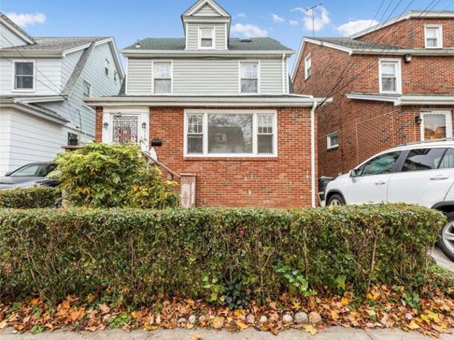 Loubet St, Forest Hills, Home For Sale