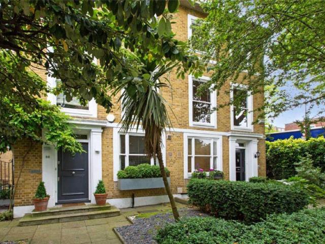 Loudoun Road, St Johns Wood NW8 5 bed house to rent £12,783 pcm £2,950 pw